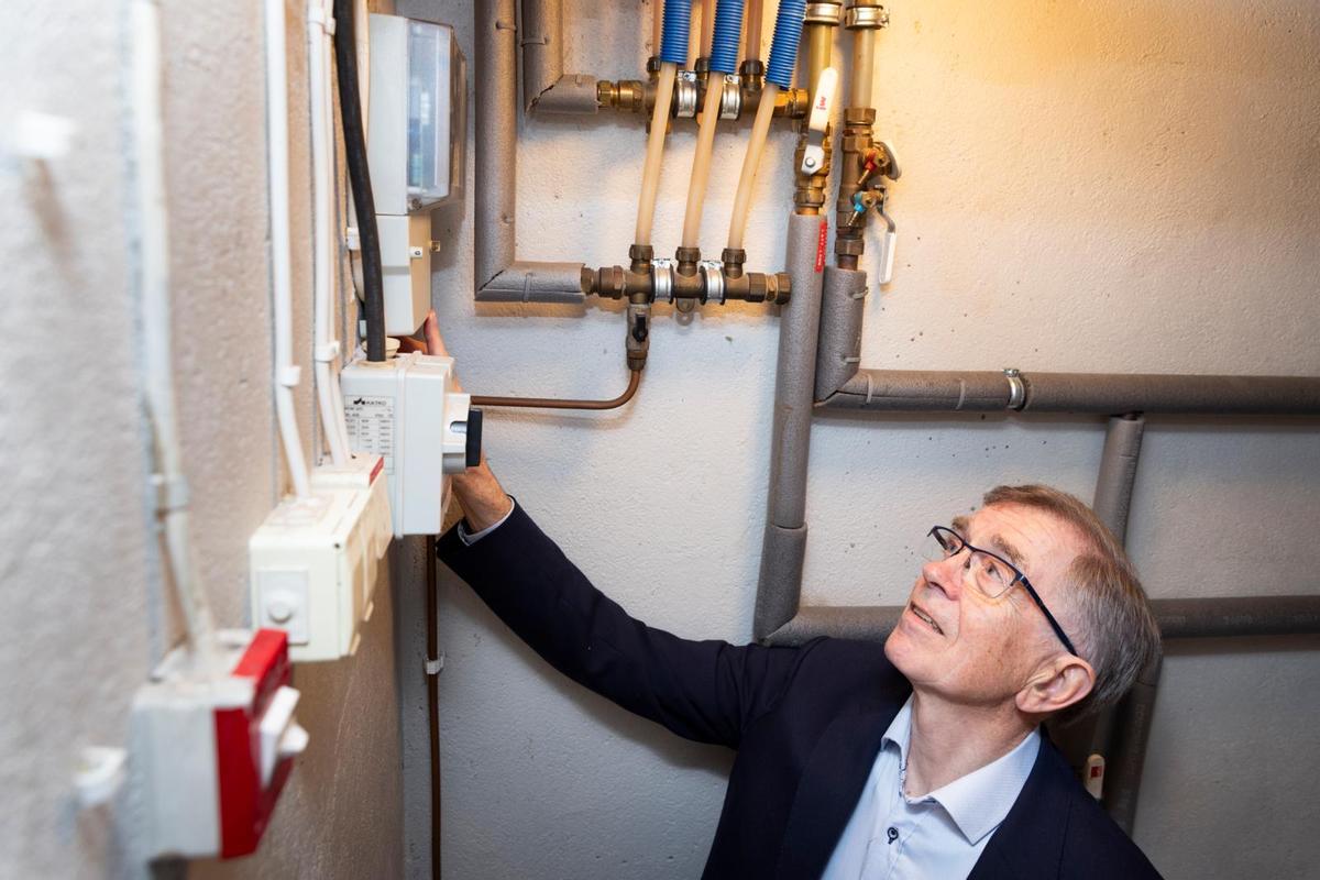 Naantalilainen Kari Jokinen on kirjannut koko elämänsä Exceliin | Apu