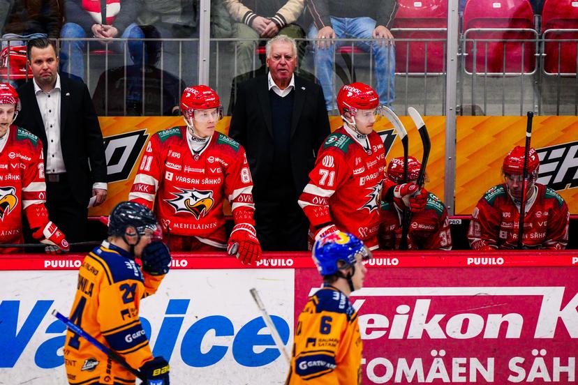 Doug Shedden lähti livohkaan – "Potkut urheilujohtajalle!" | Aitio