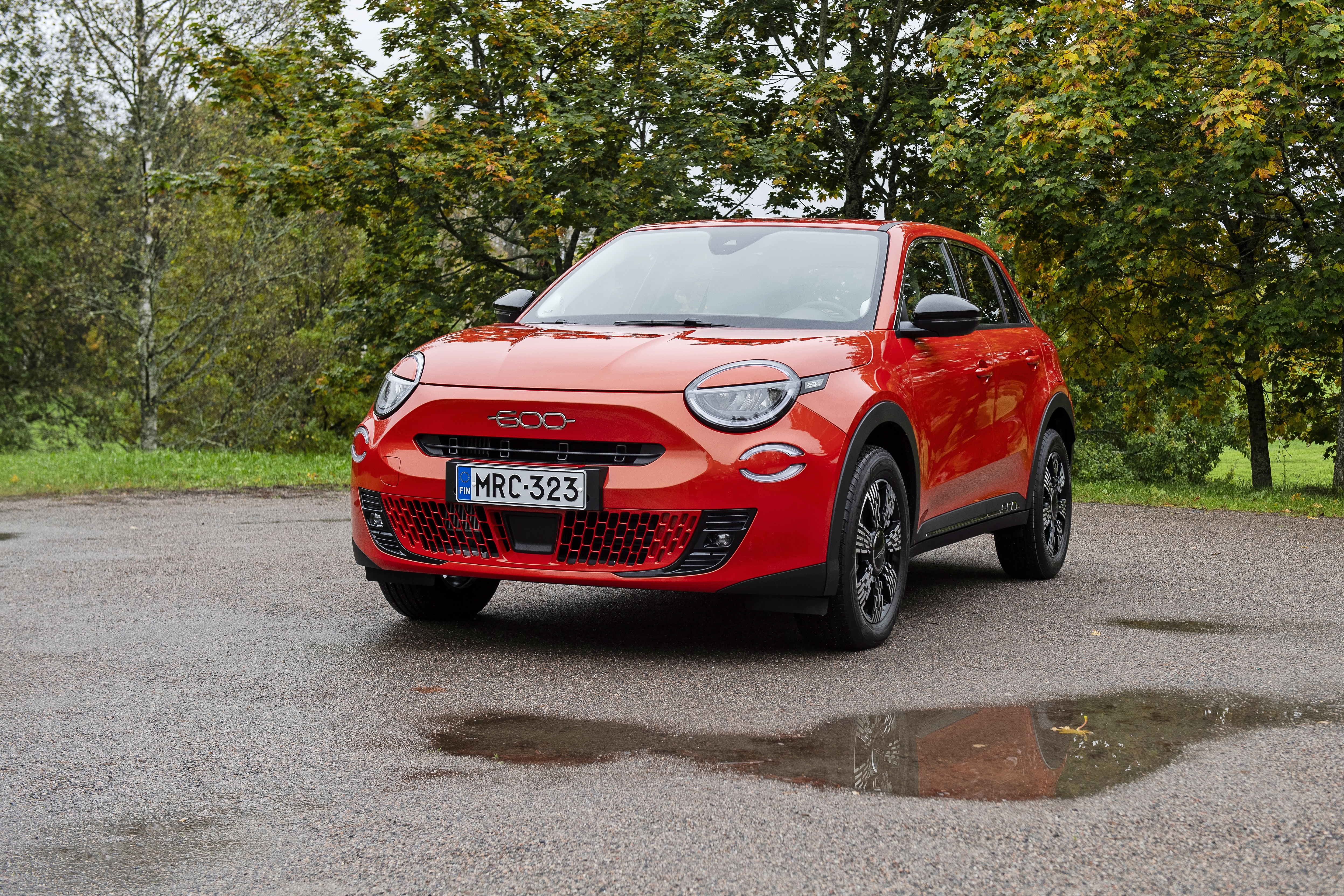 Uusi Fiat 600 kohtuuhintainen ja napakka | suurin heikkous tila | Tuulilasi