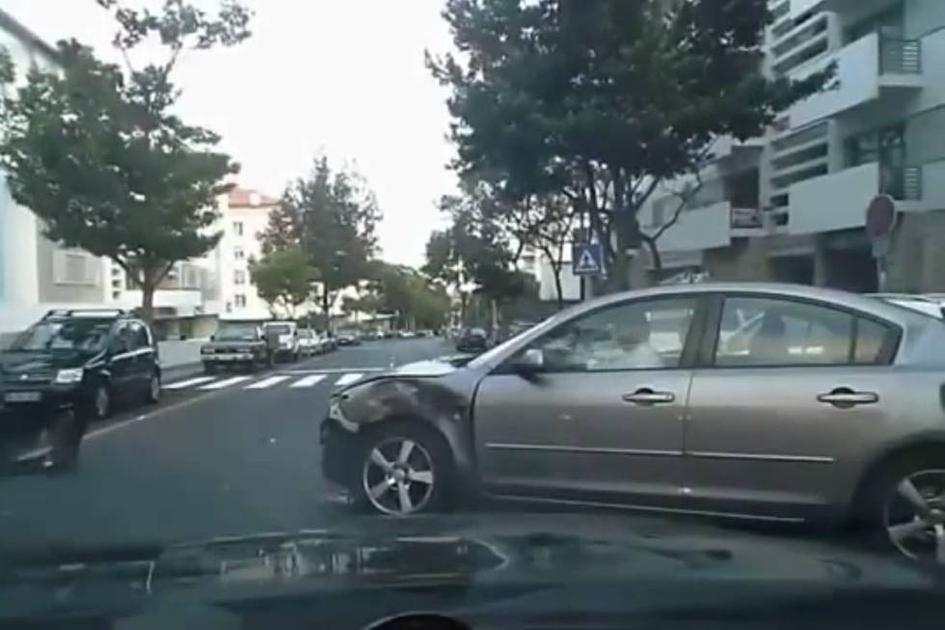 Lähes joka kolmannella lommo autossa — yleisin aiheuttaja toisen auton ...
