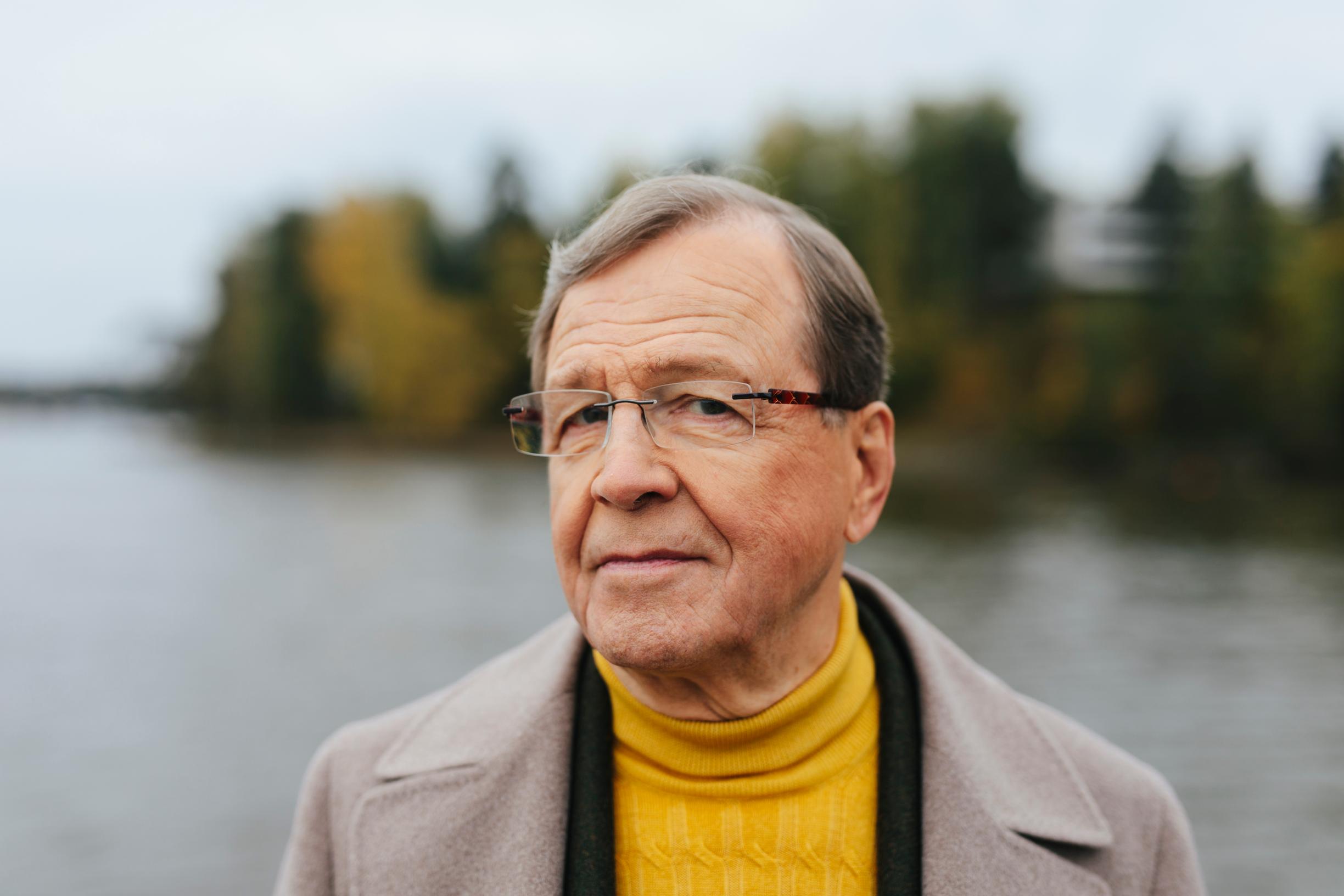 Arvi Lind täyttää 80 vuotta: "Isä opetti minut puhumaan totta" | Apu