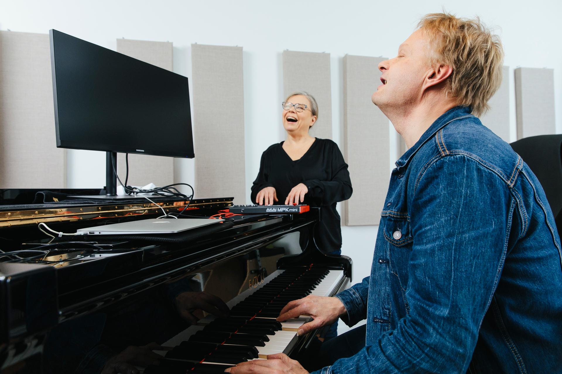 Iiro Rantala ja Lotta Kuusisto – Rakkauteen vaadittiin umpisuoli | Apu