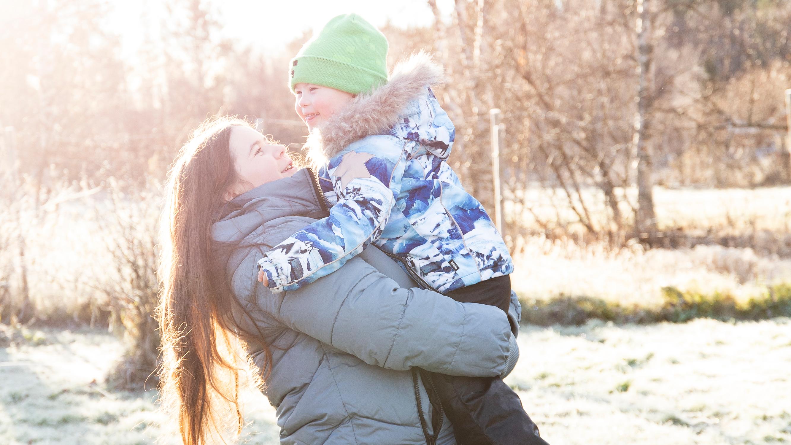 Teiniäiti jäi yksin, kun lapsella todettiin Downin syndrooma | Apu