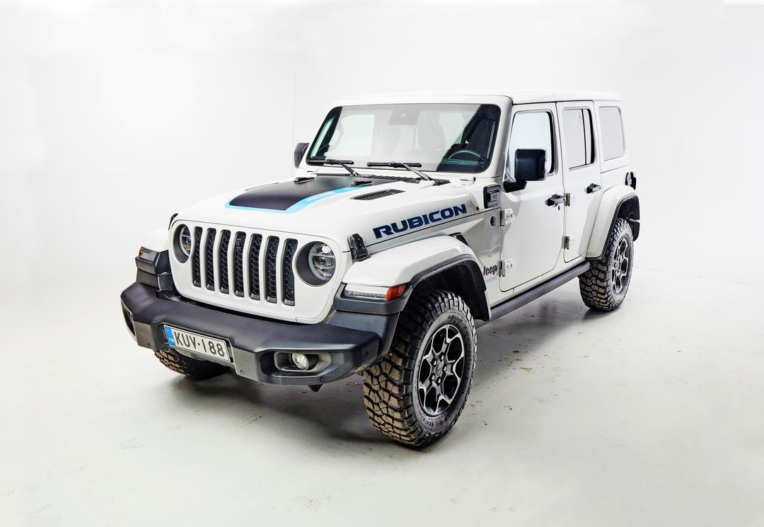 Jeep Wrangler 4xe Rubicon | Ratissa voi kokea vapautta ja iloa | Tuulilasi