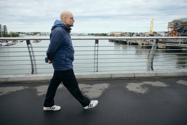Kerkko Koskinen kävelee joka päivä saman lenkin | Miksi? | Apu
