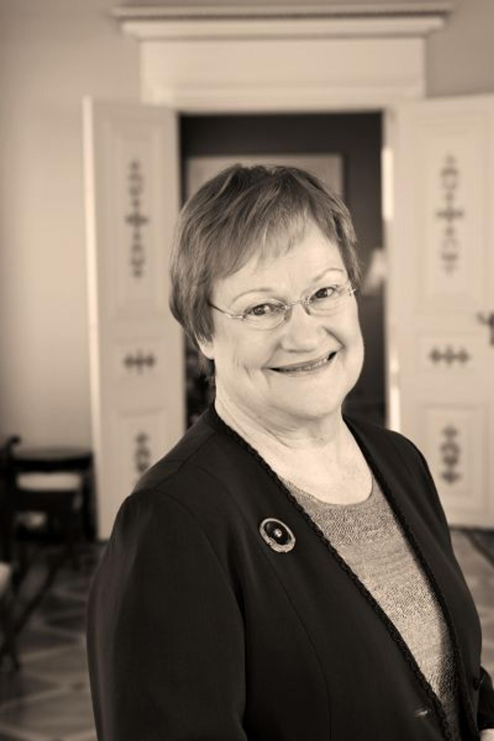 Tarja Halonen Presidentti. 68 vuotta, Helsinki. | Apu
