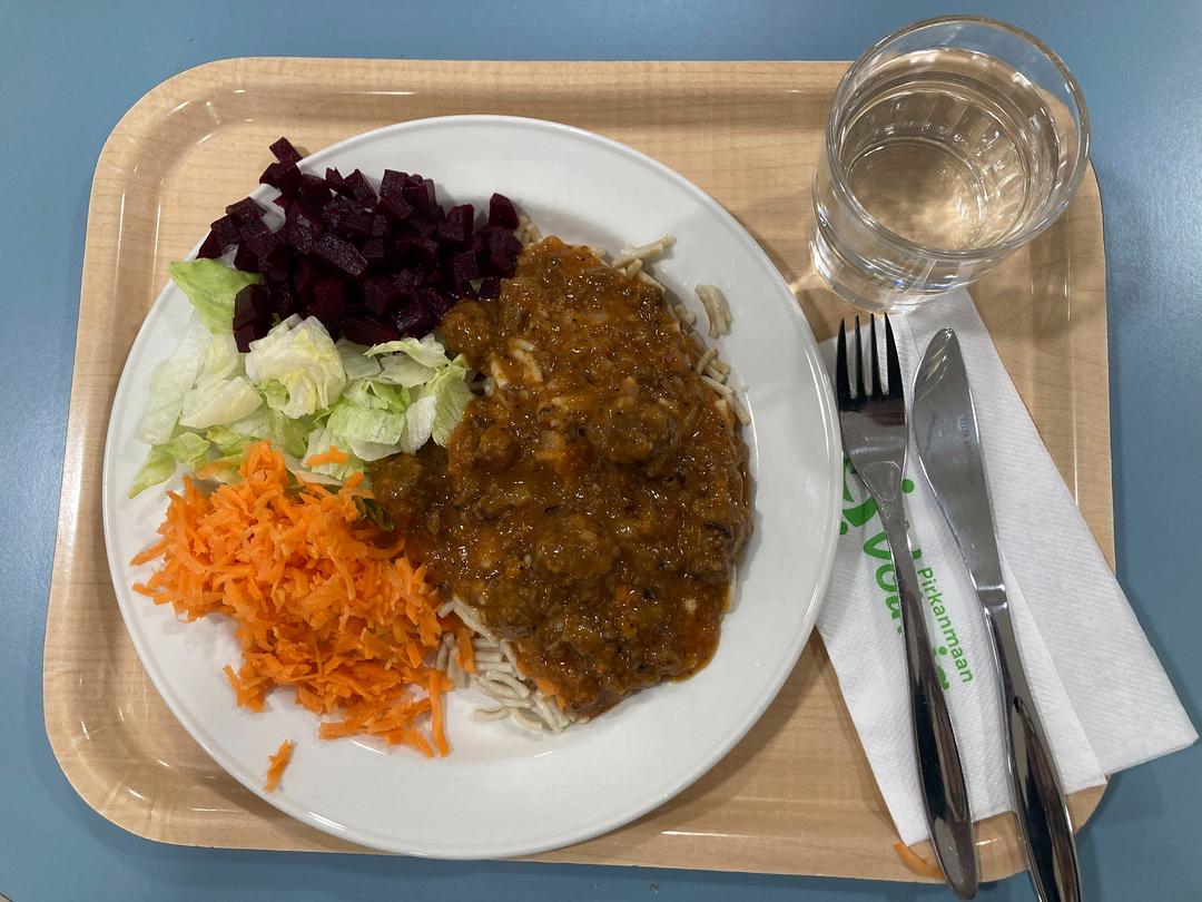 Kouluruoka | Apu söi viikon kouluruokaa | Tämä kaikki selvisi | Apu