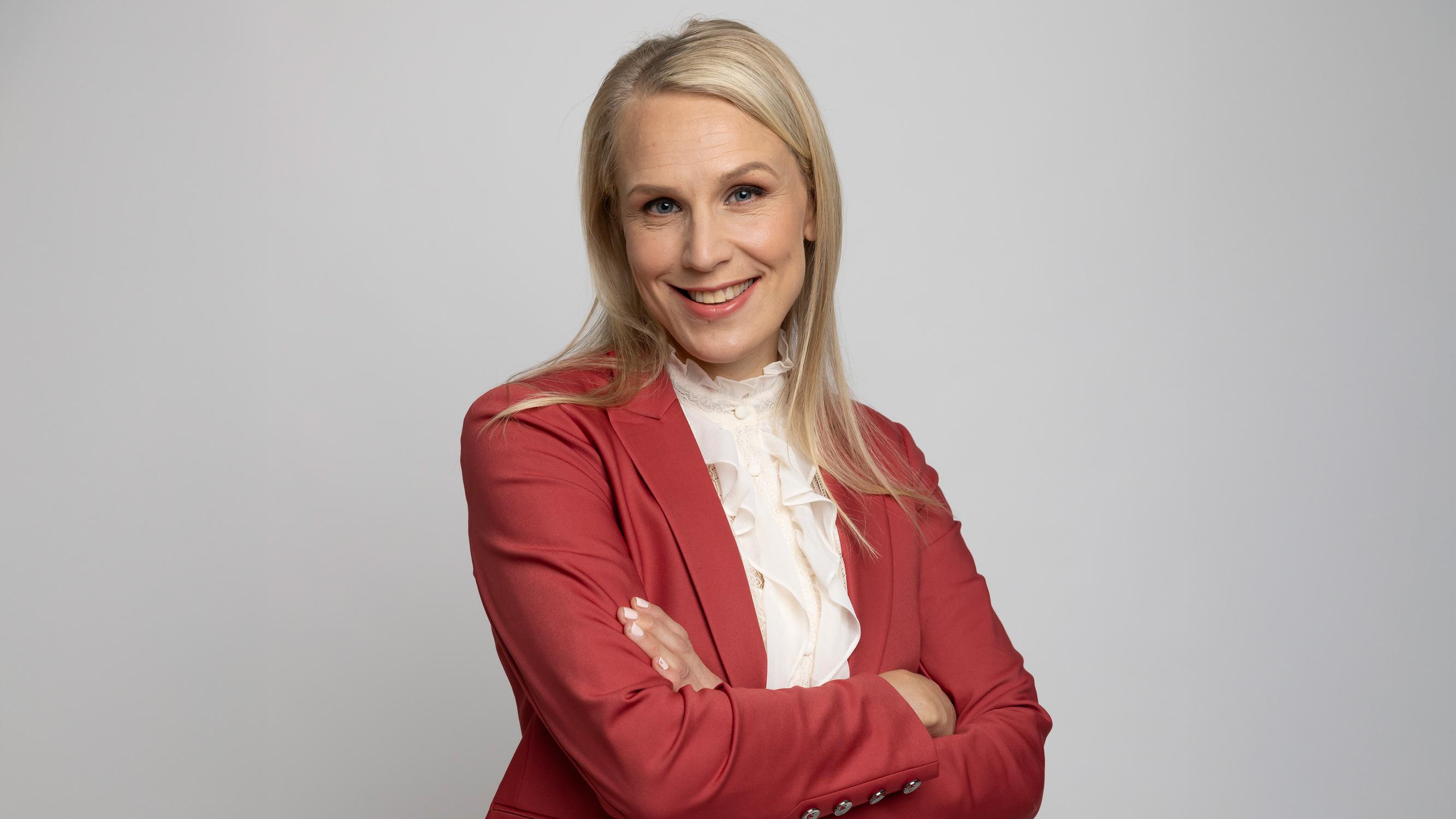 Minna Kauppi: Palkinnot haudattiin kodin lattian alle | Apu