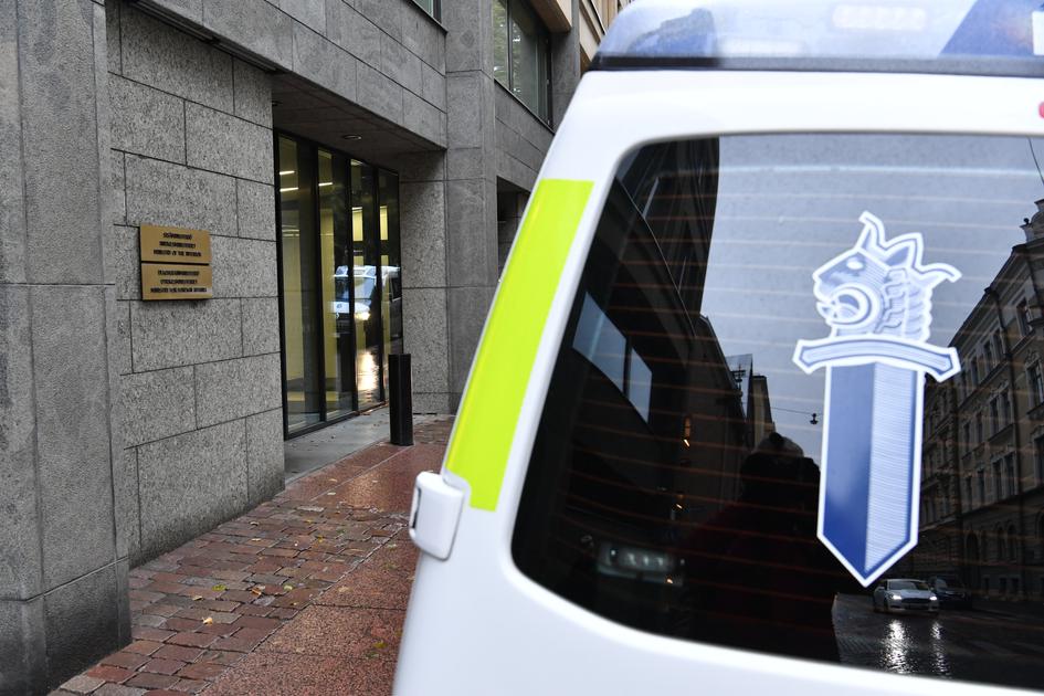 Poliisin toimivalta määrätä ajokielto laajenee ja sakkomenettely ...