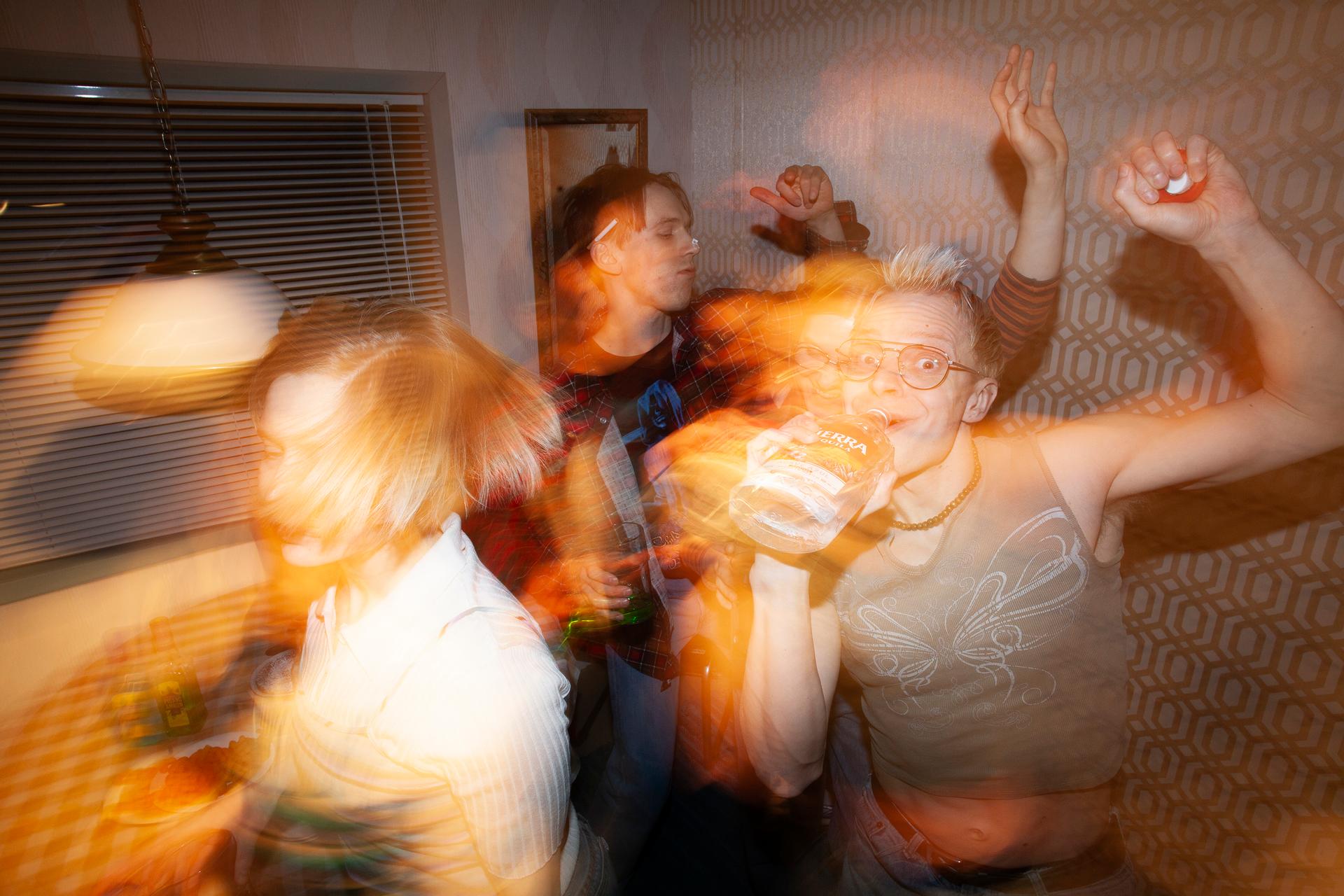 Uuteen nousuun: Q-teatterissa nähdään historian hauskin Esko Aho | Apu