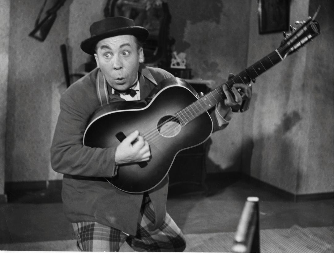 Tarmo Manni: Hullun roolia läpi elämän – Valkokankaan varjot 9/10 | Apu