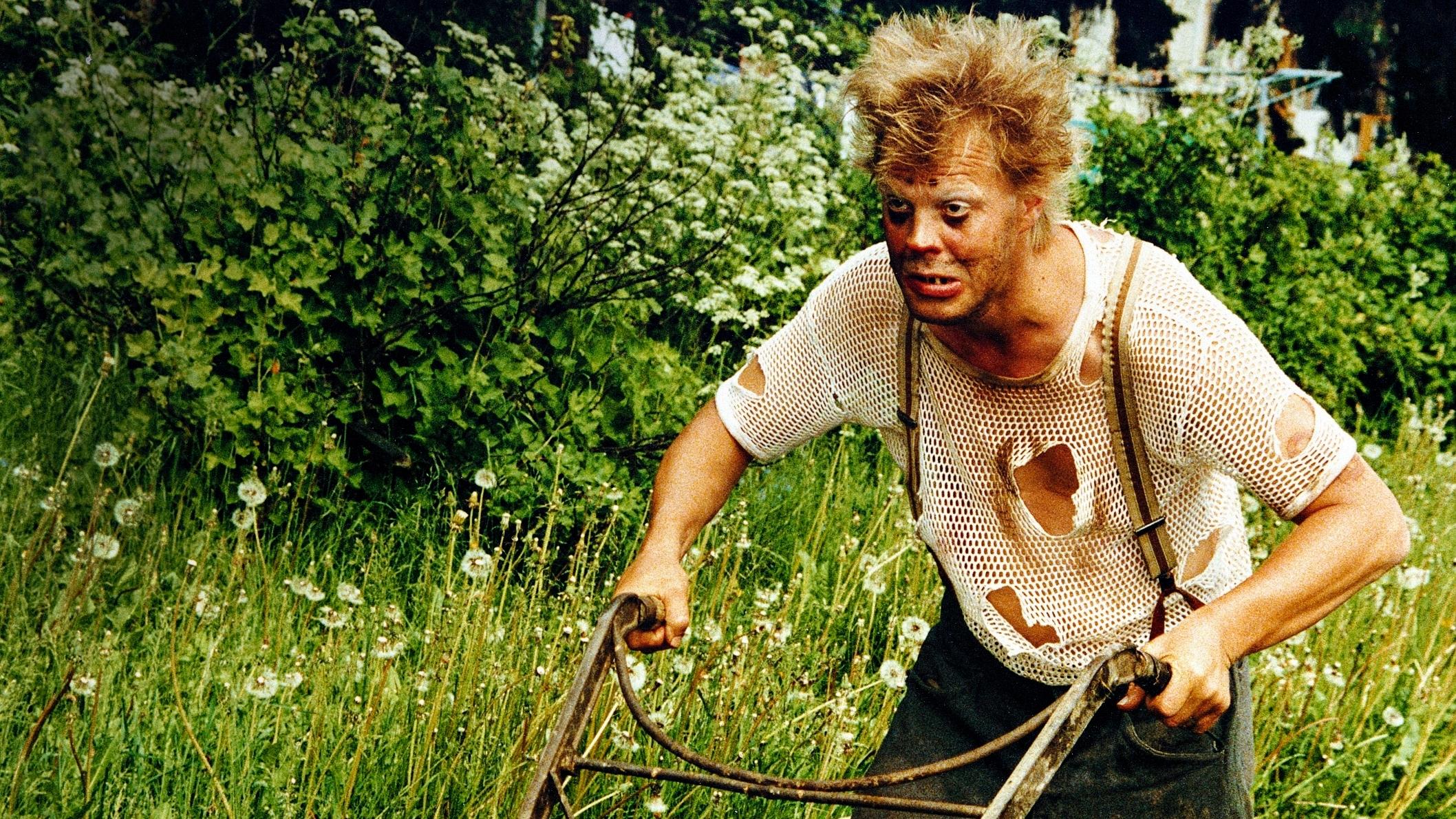 Uuno Turhapuro -elokuvat | Mikä suosituin elokuvateattereissa? | Apu