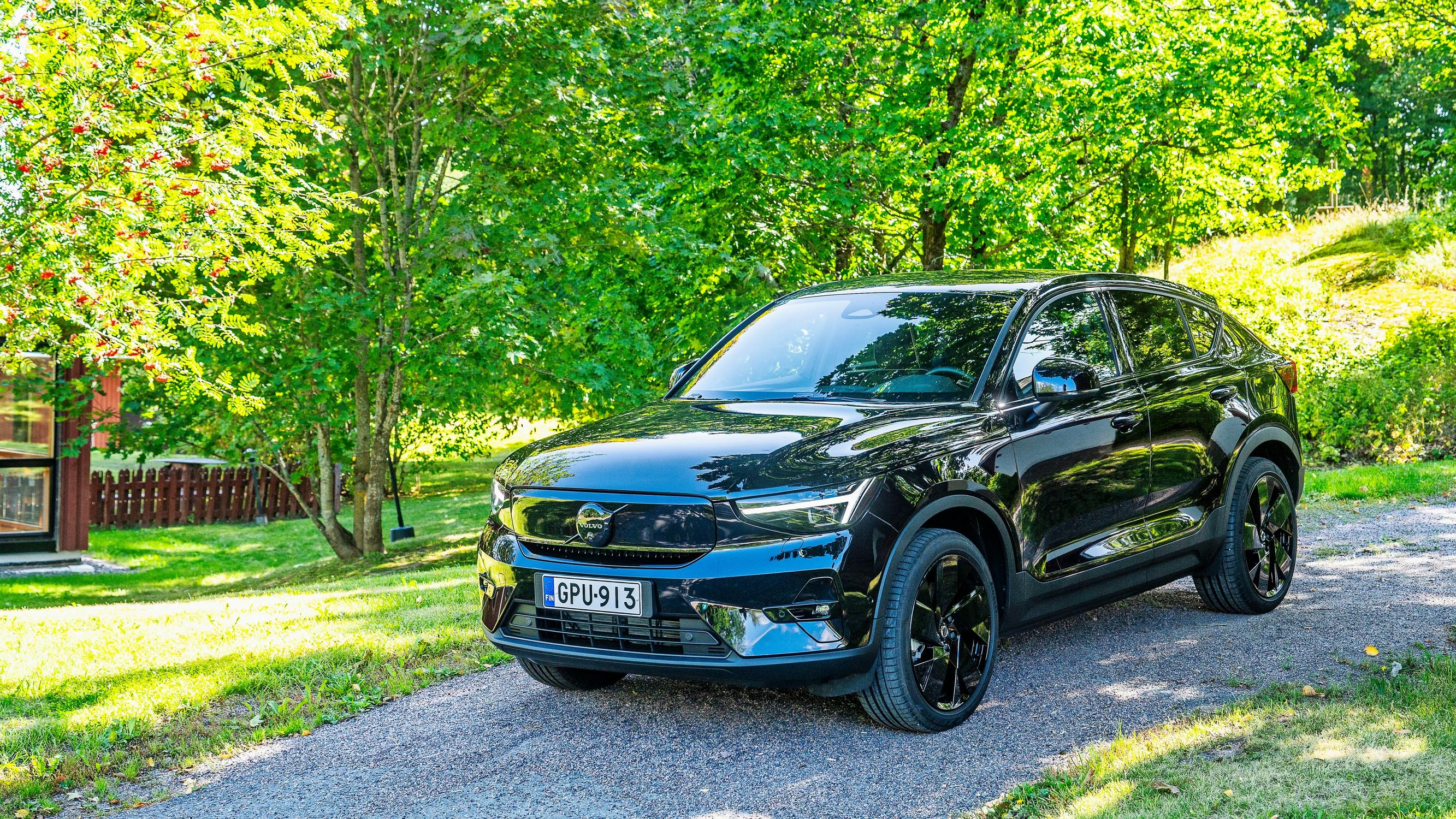 Koeajo: Volvo EC40 ei tuki jonoa – Hieno auto, suolainen hinta | Tuulilasi