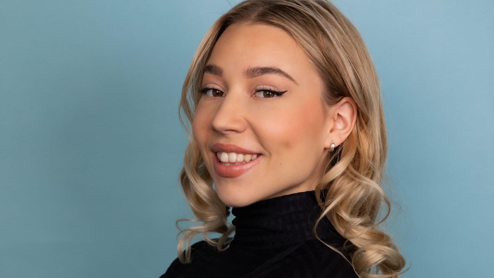 Nelli Orell on ystäviensä mielestä "vähän katastrofi" | Apu Juniori