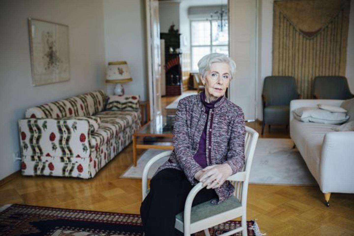 Tellervo Koivisto: Muistisairauksista pitää puhua | Apu