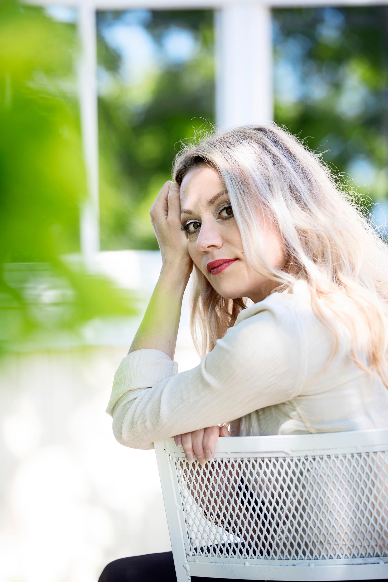 Anna Eriksson elokuvansa alapääkohtauksesta: "Sellainen reuhka" | Apu