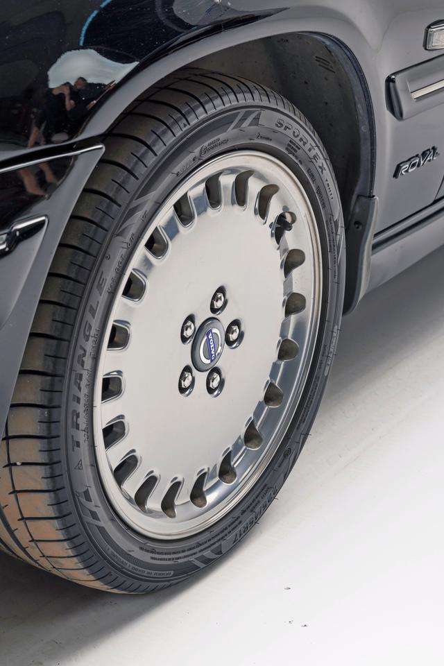 Volvo S90 Royal vm. 1997 – Minun autoni | Kun sen oikean löytää | Tuulilasi