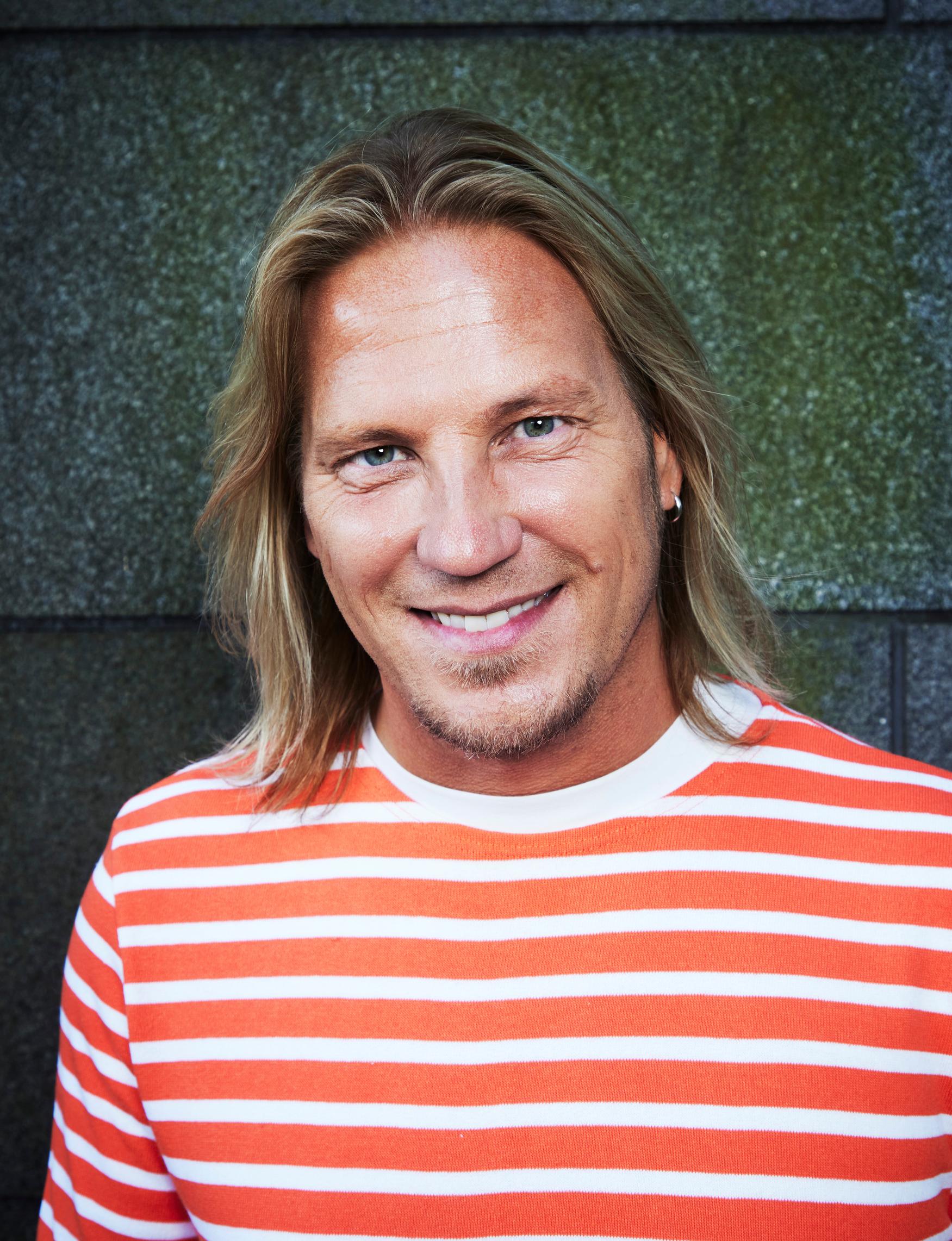 Pasi ja Sami Kuronen: Rehtorin puhutteluja ja Kauniit ja rohkeat | Apu