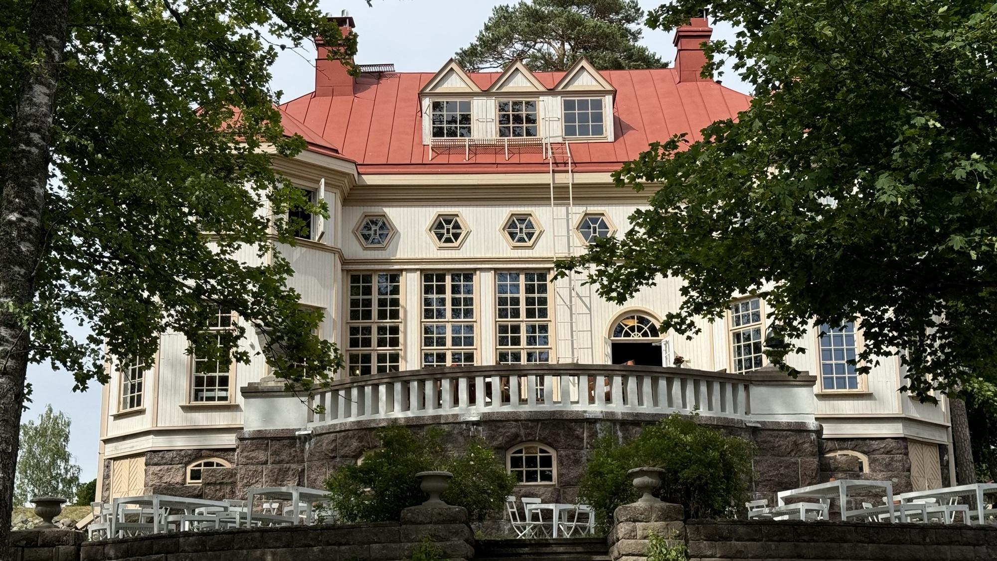 Mondo testasi: yö Helsingin saariston jugendhuvilassa | Mondo