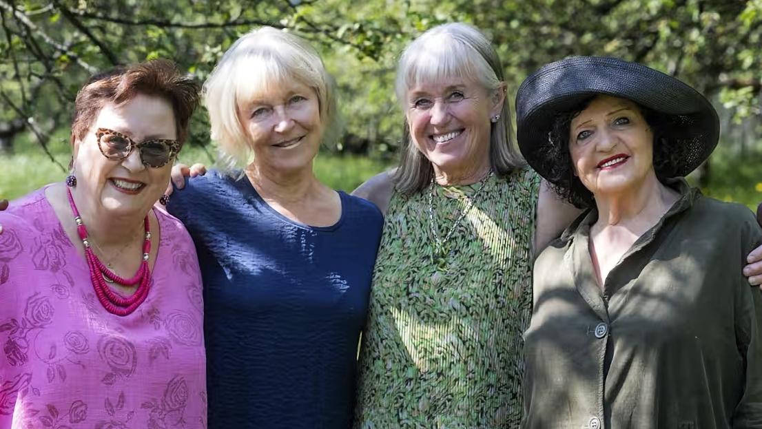 Varttunut nainen etsii miestä TV-sarjassa | Deittaavat daamit | Apu