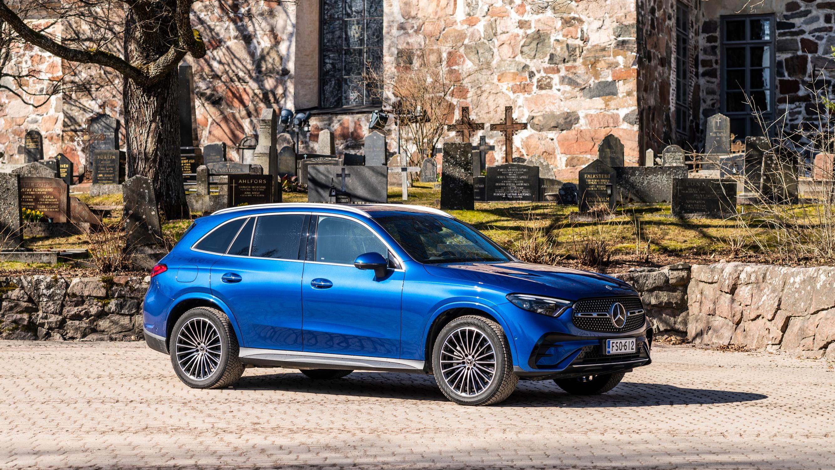 Mercedes-Benz GLC | Lataushybridi, joka kulki sähköllä 110 km | Tuulilasi