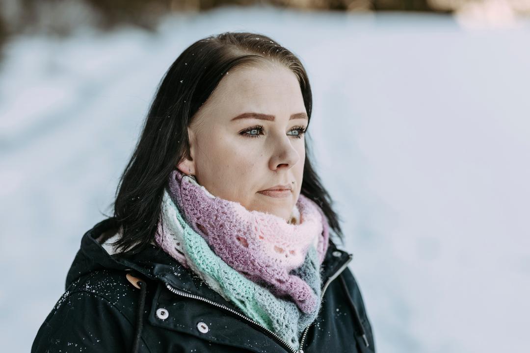 Jennan rankka matka päihdeperheen lapsesta äidiksi | Apu