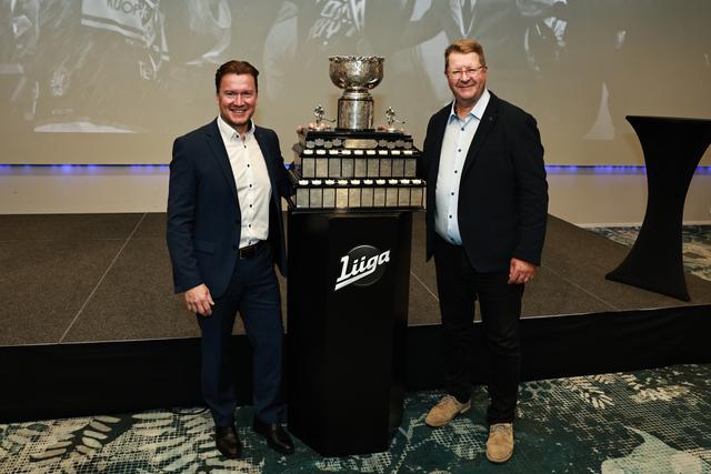 Keskustelu SM-liigasta karkaamassa sivuraiteille | Aitio