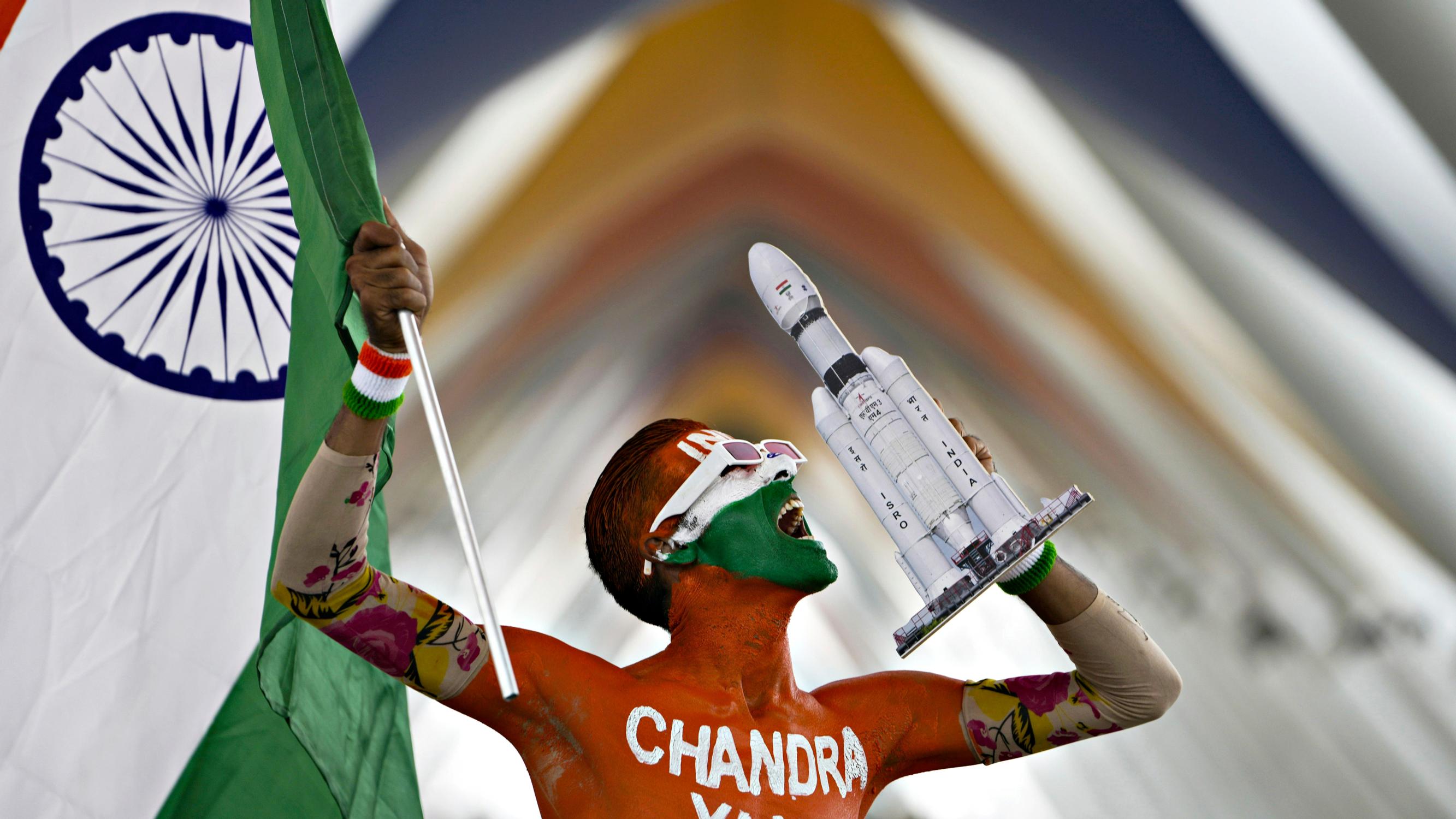 Intia on nyt kuussa | Onnistui siinä missä Venäjä epäonnistui | Apu