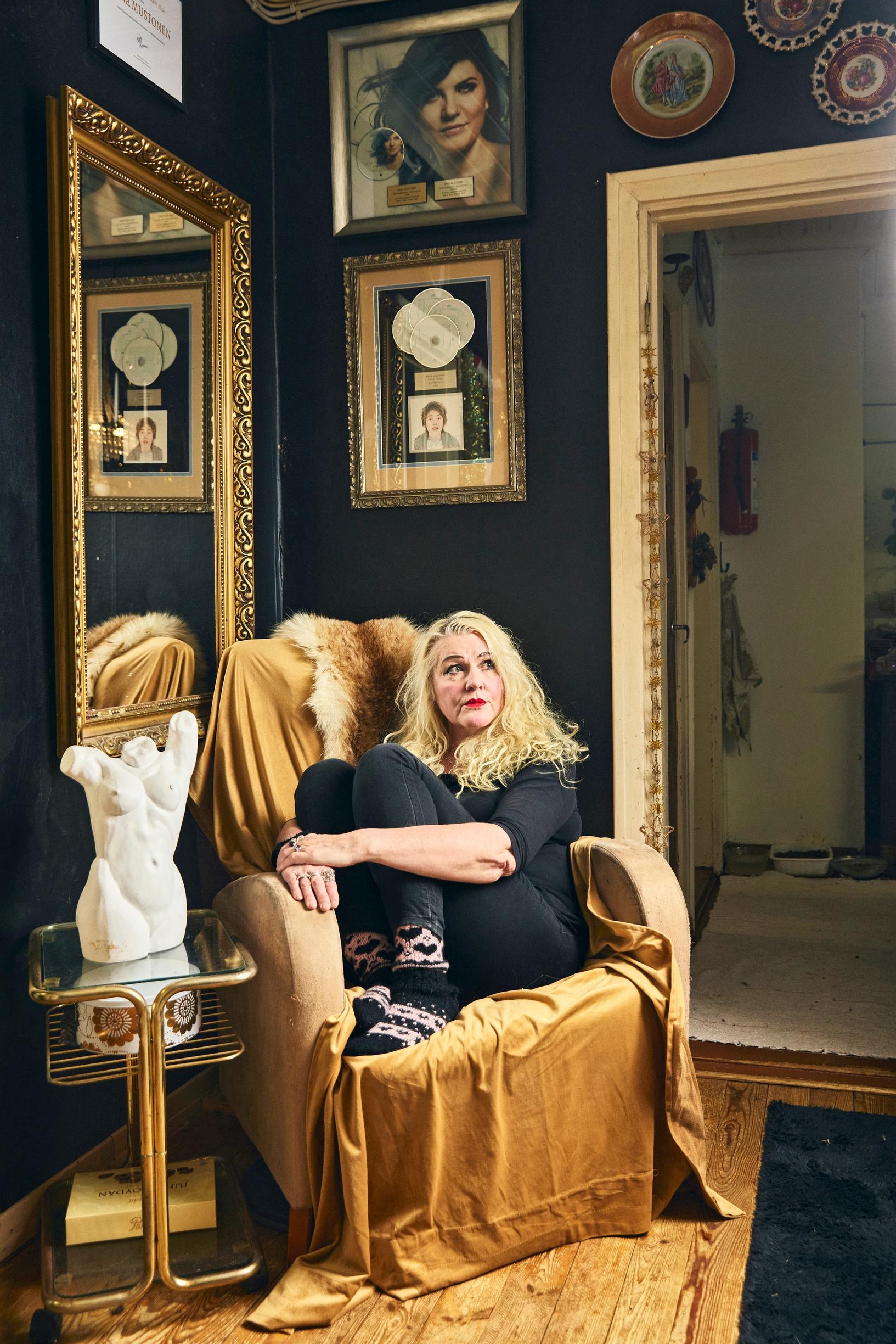 Sana Mustonen haki rakkautta autismikirjolla olevista miehistä | Apu