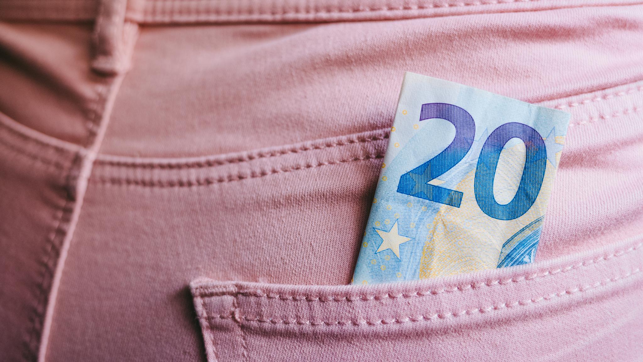 Suomalaisen Keskipalkka Yli 3 600 Euroa Vai 3 000 Euroa Apu suomalaisen-keskipalkka-yli-3-600-euroa-vai-3-000-euroa-apu