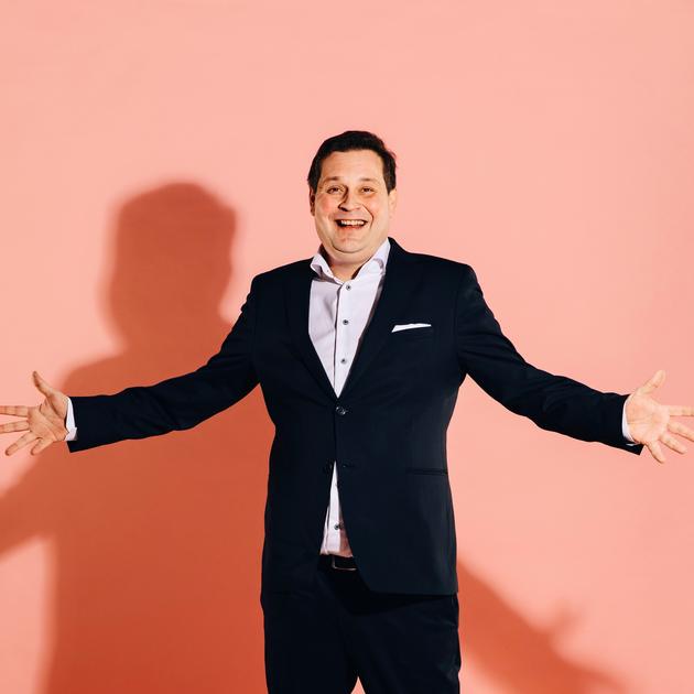 Jethro Rostedt: ”Parisuhde on aina sen näköinen kuin on parikin” | Apu