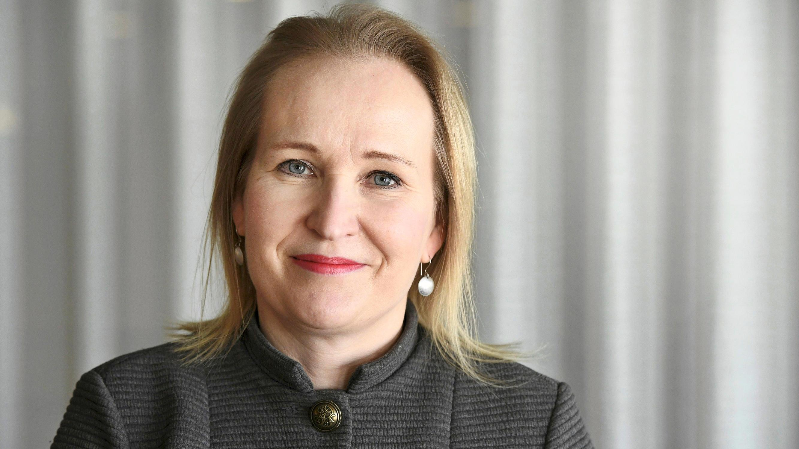 Minna Helle Teknologiateollisuuden varatoimitusjohtajaksi | Apu