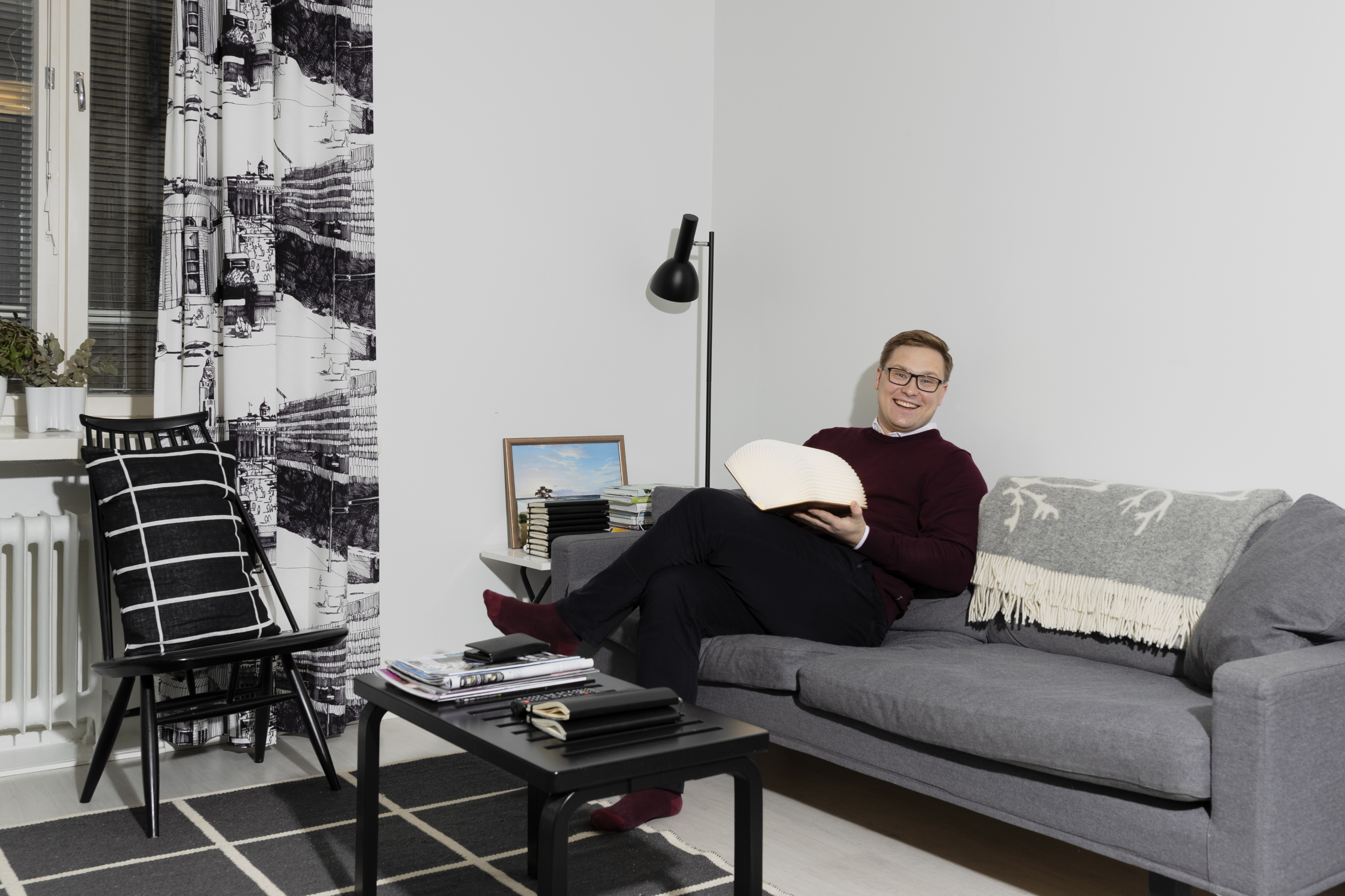 Poliittinen koti: Daniel Sazonov 38 neliötä, 2H + KK, Kamppi | Image