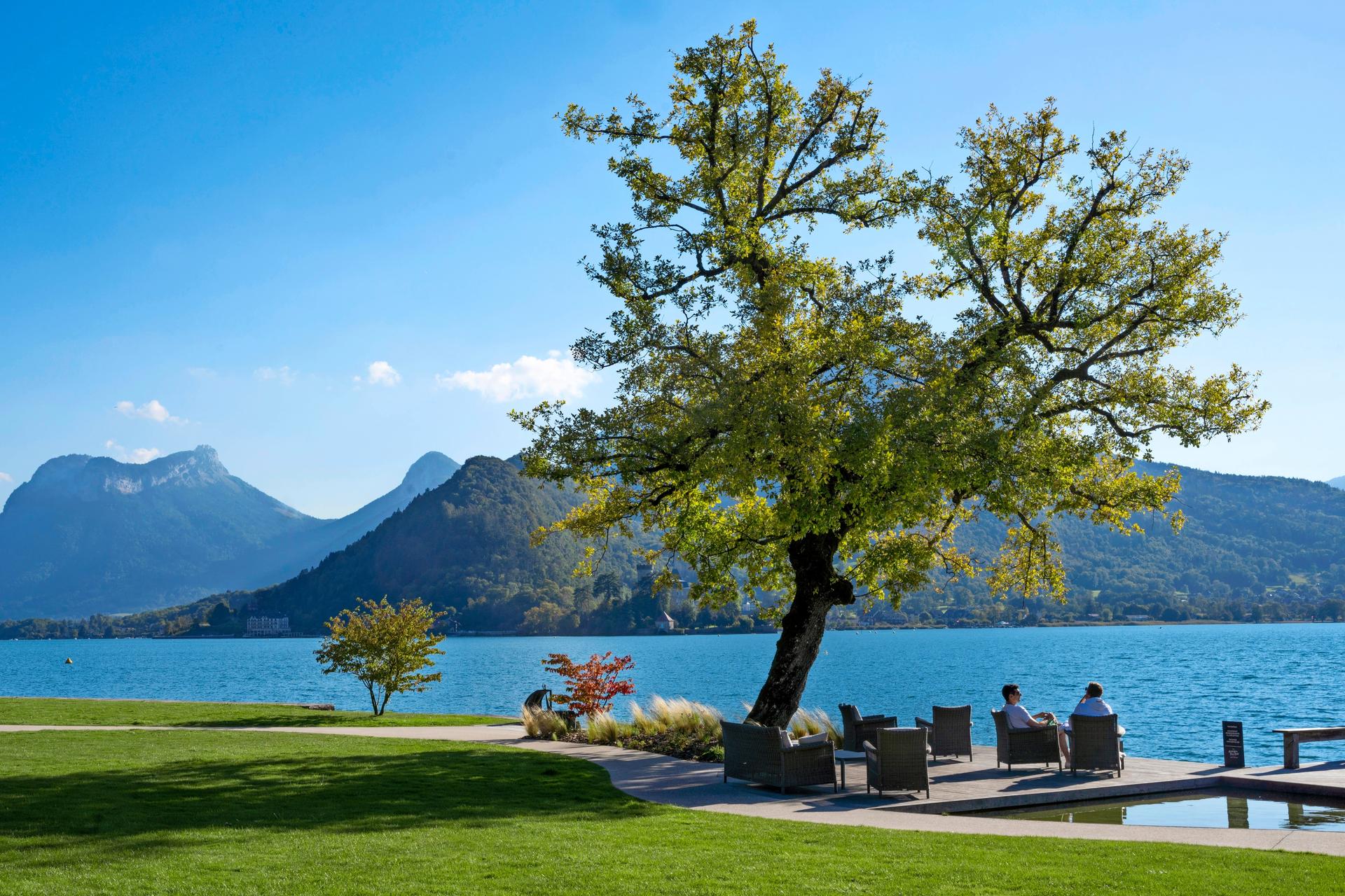 Ranskan Alppien kaunotar | Annecy on kuin pieni Venetsia | Mondo