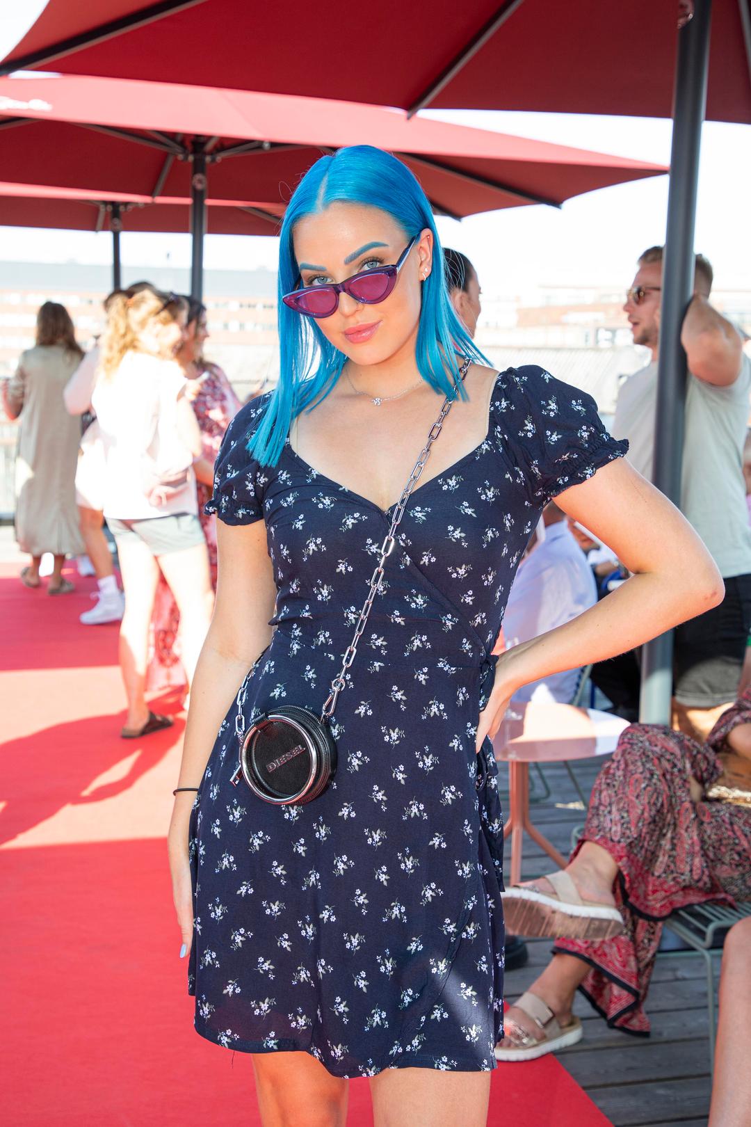 Uusi sometähti Tuuli, 22, normalisoi tabuja: Olen neitsyt | Apu