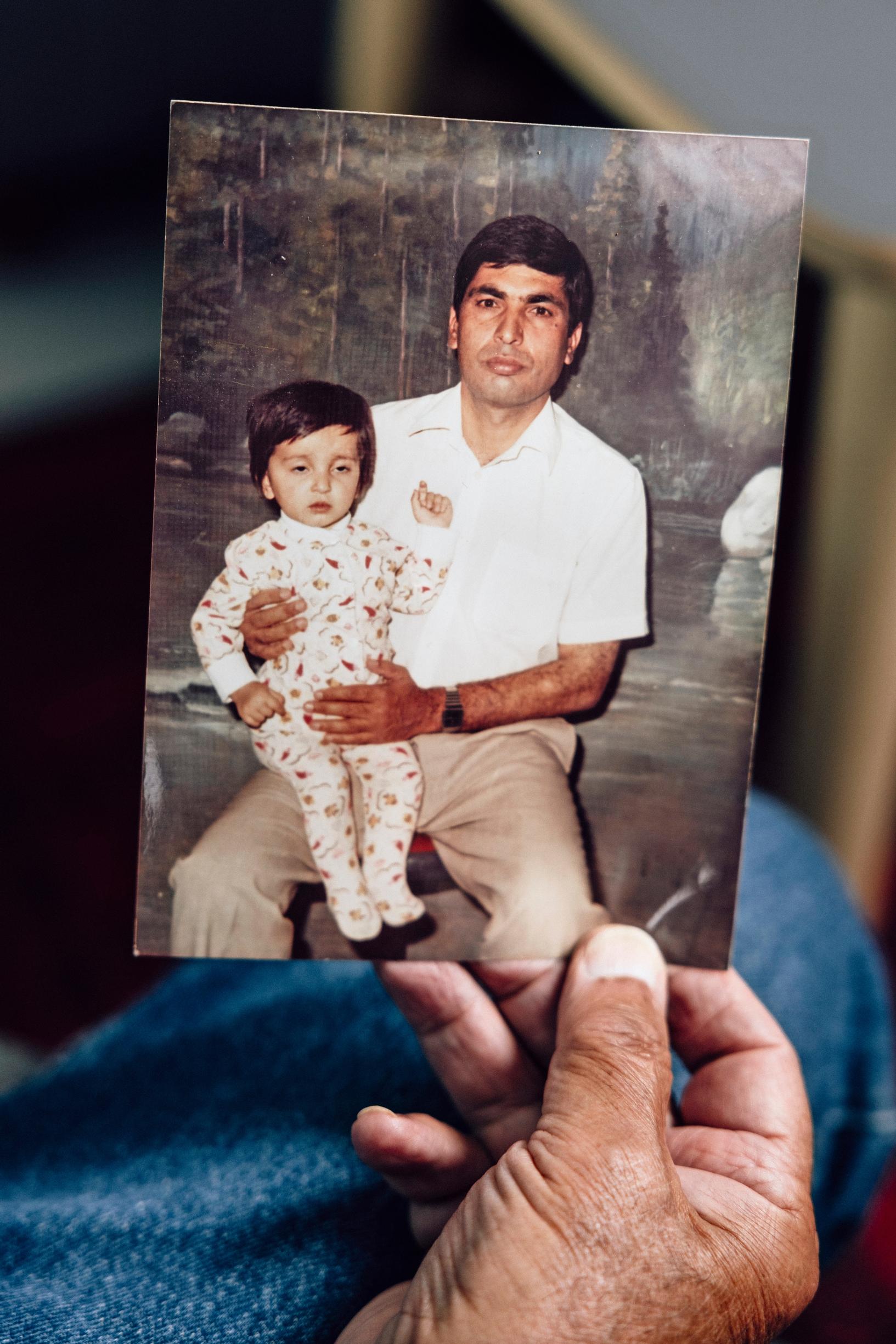 Nasima Razmyar kokee rasismia nyt enemmän kuin koskaan | Apu