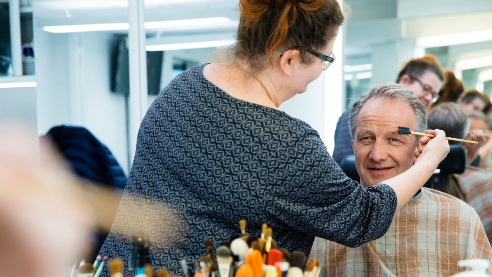 Taneli Mäkelä: Musiikkihommat johtivat uupumukseen | Apu