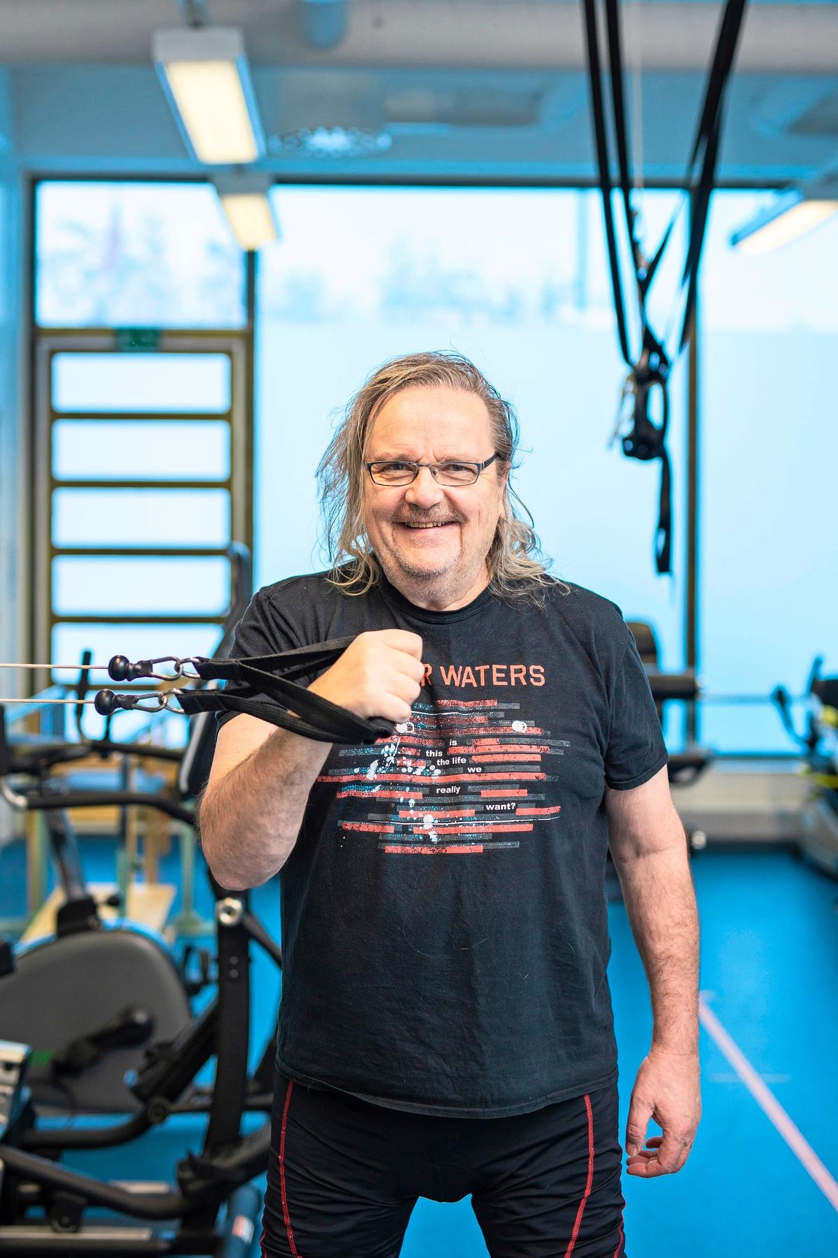 Sakari Kuosmanen sai polviinsa tekonivelet | Apu Terveys