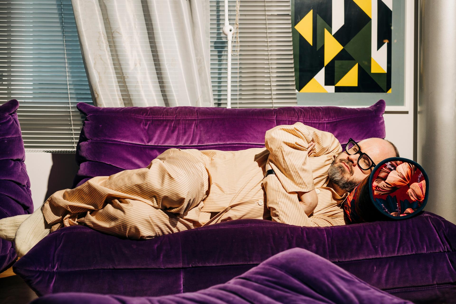 Tuomas Enbuske ei enää esitä normaalia tai teeskentele nöyryyttä | Apu