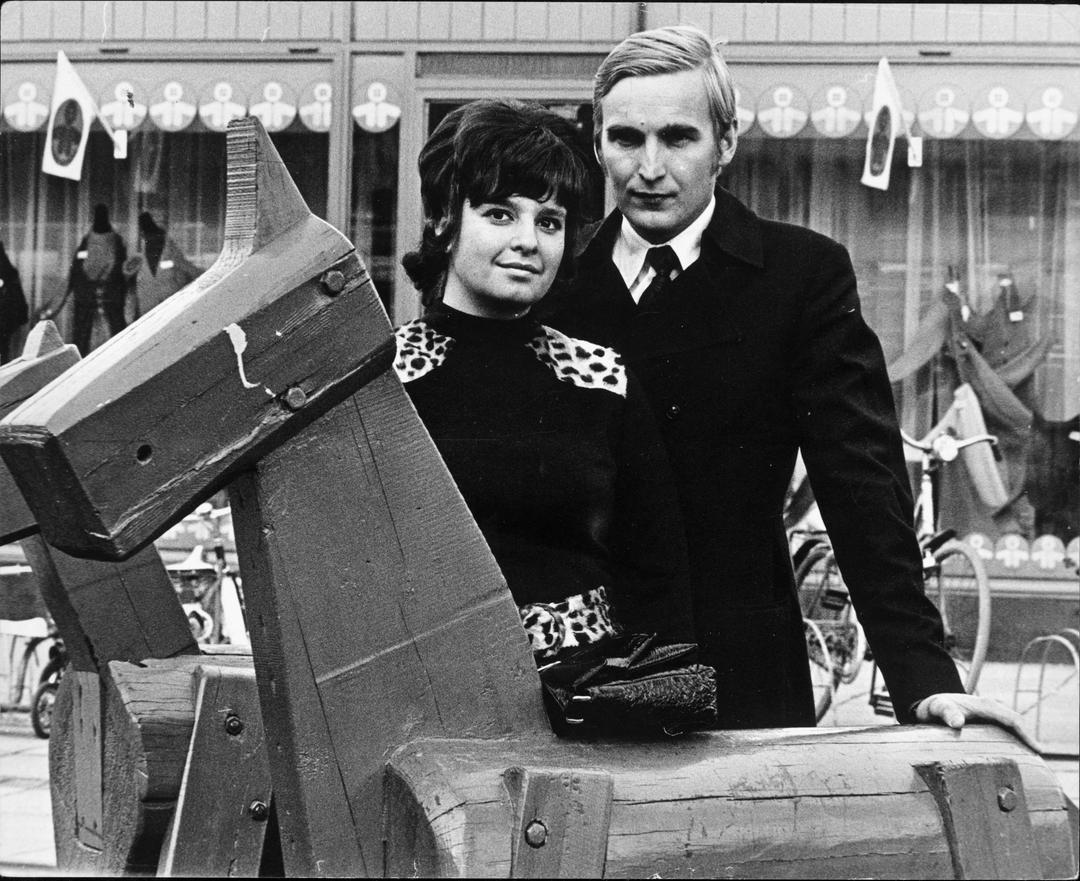 Ulf Sundqvist 1945–2023: "Politiikasta on tullut viihdettä" | Apu