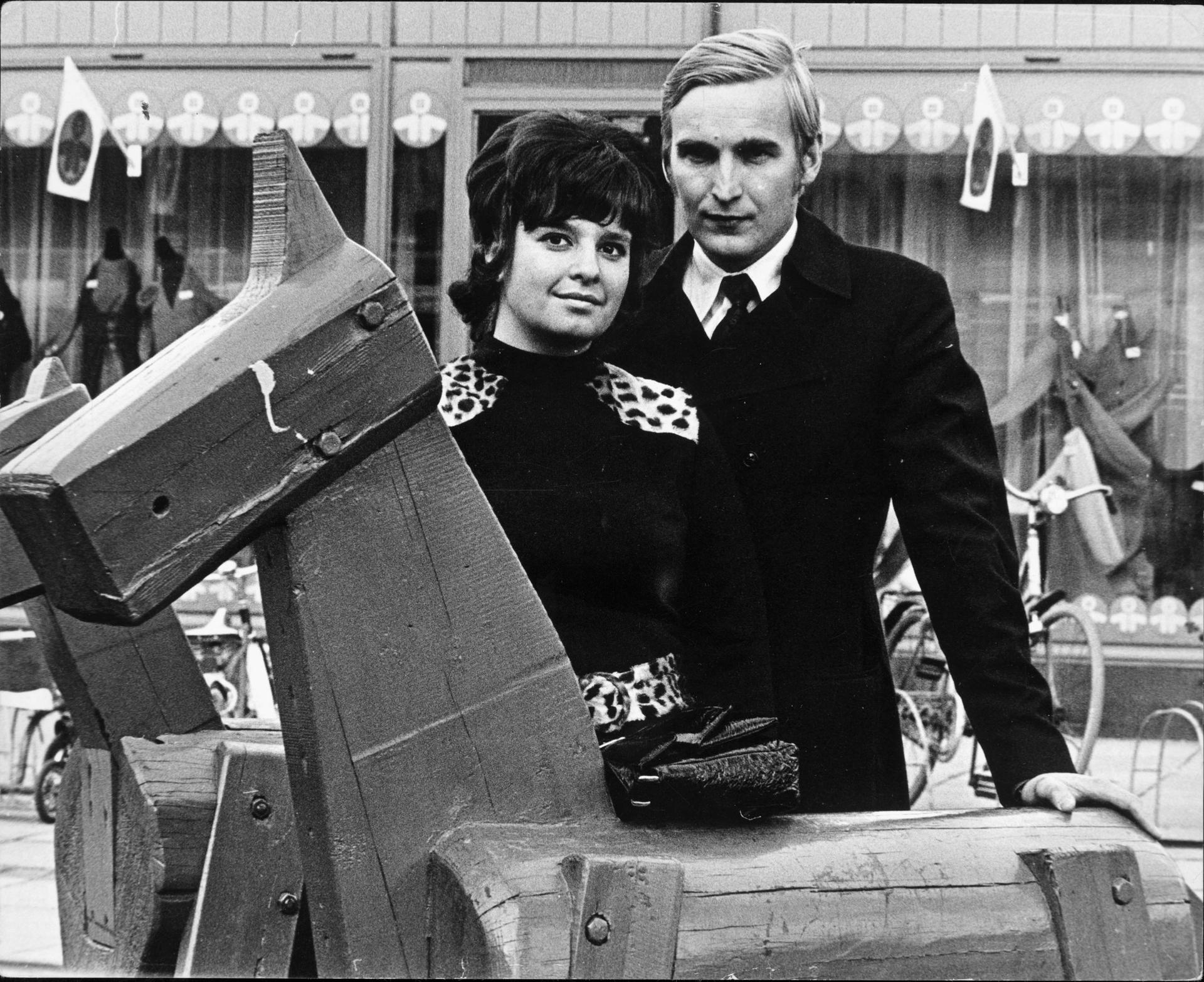 Ulf Sundqvist 1945–2023: "Politiikasta on tullut viihdettä" | Apu