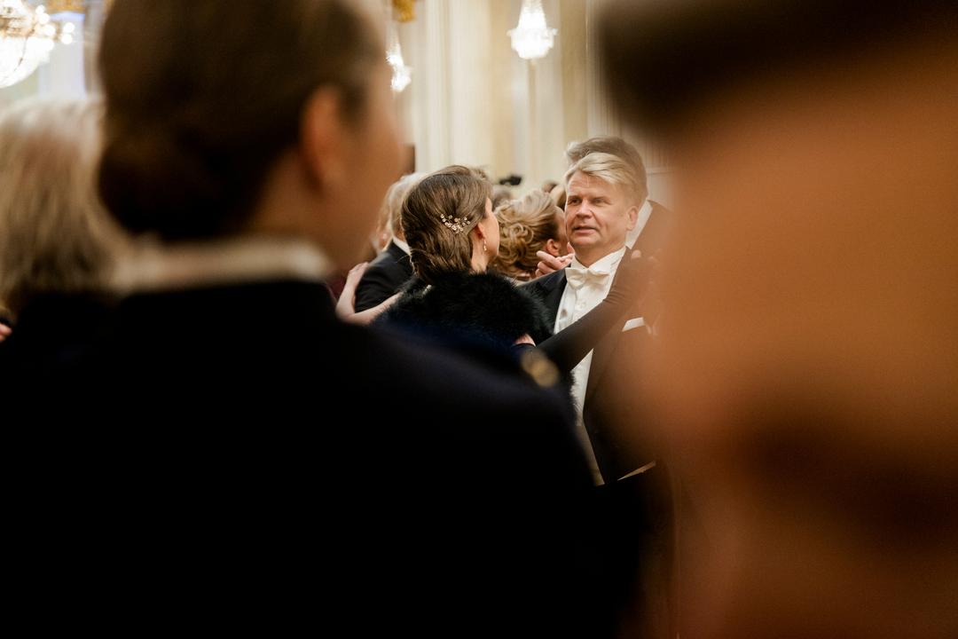 Linnan juhlat 2022 | Korona-ajan sankarit ensi kertaa Linnassa | Apu